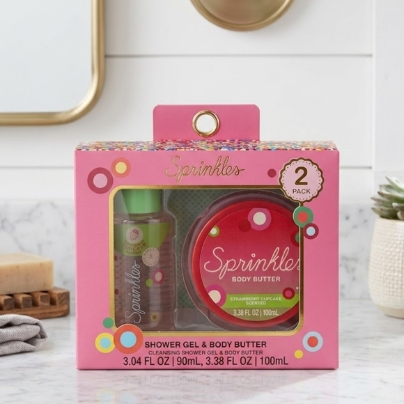 Sprinkles | Bath & Body | Sprinkles Strawberry Cupcake 2pc Bath Gift ...